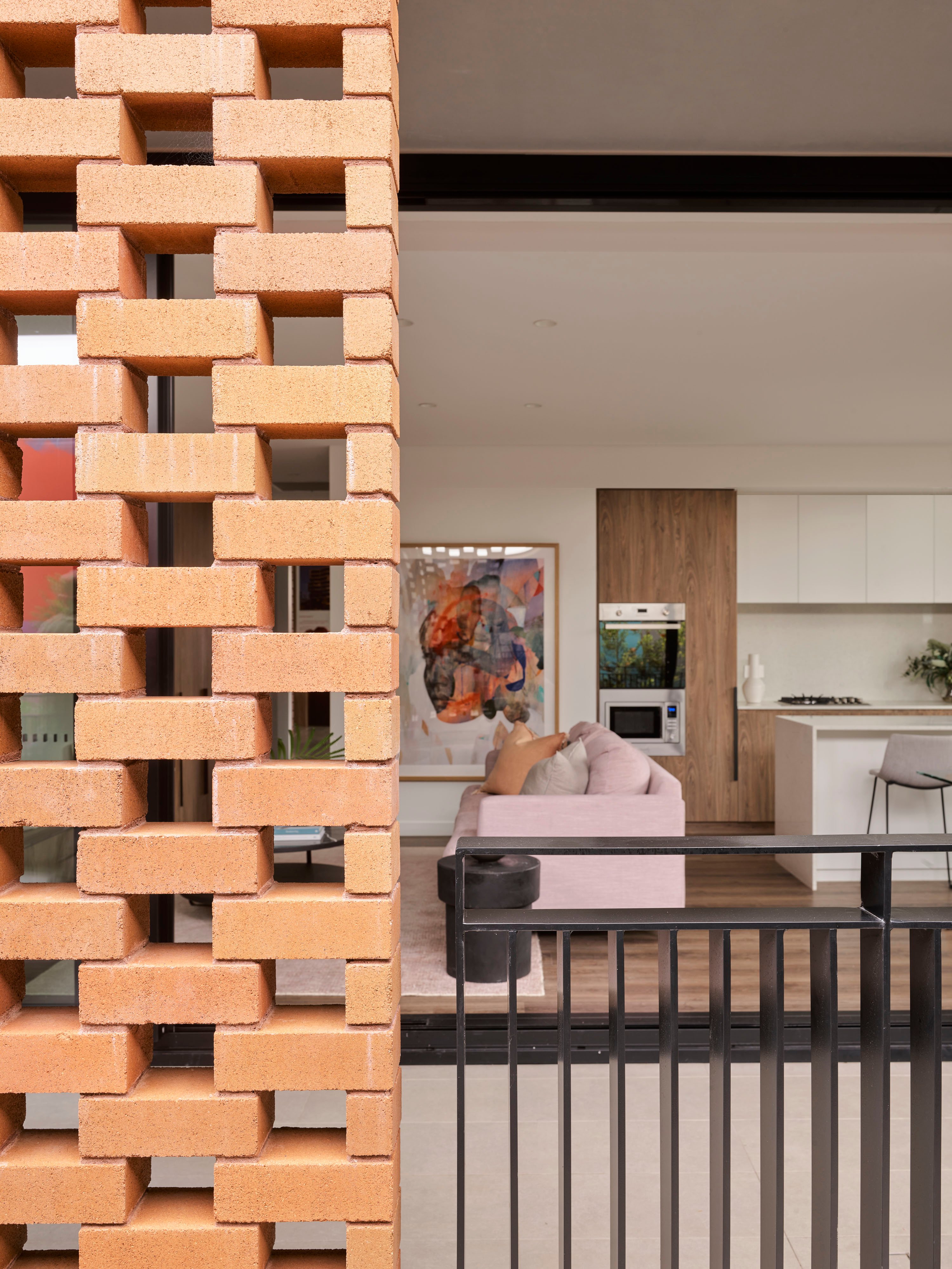 Mason & Main - Coronation